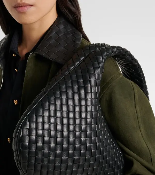 Bottega Veneta Medium Leather Shoulder Bag - Black