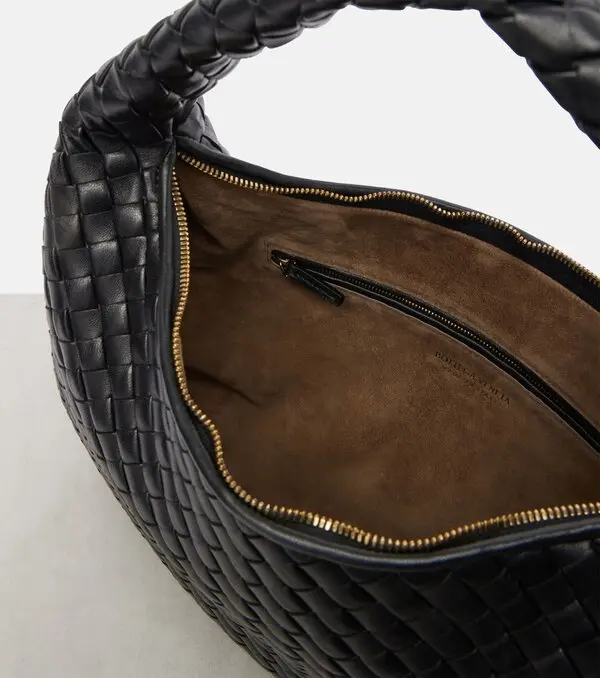 Bottega Veneta Medium Leather Shoulder Bag - Black