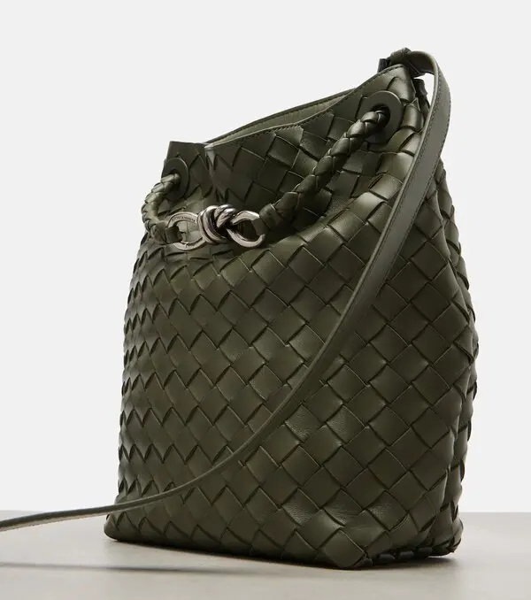Bottega Veneta Andiamo Intrecciato Small Bucket Bag - Green
