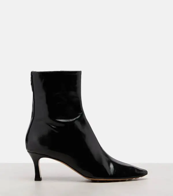 Bottega Veneta Sofia Leather Ankle Boots - Black