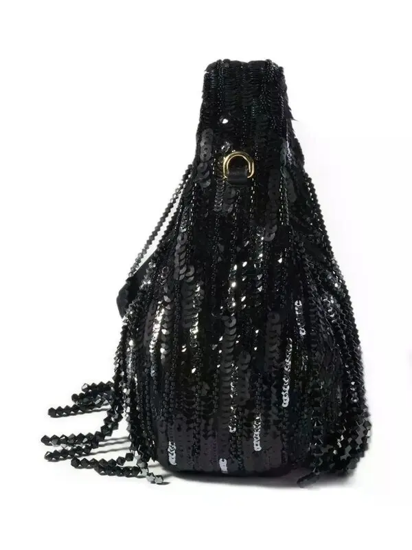 miu miu ブラック パーティーバッグ ミュウミュウ新作】オールブラックがおしゃれ！ 日本先行発売バッグに