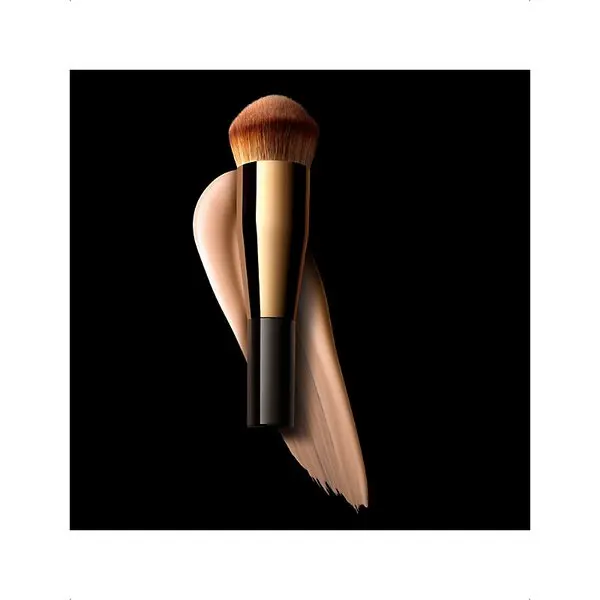 Chanel Sublimage L'essence De Teint Ultimate Radiance-generating Serum Foundation - B50