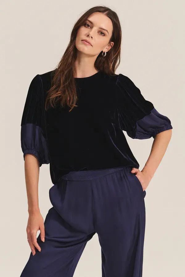 Velvet By Graham & Spencer Taryn Top