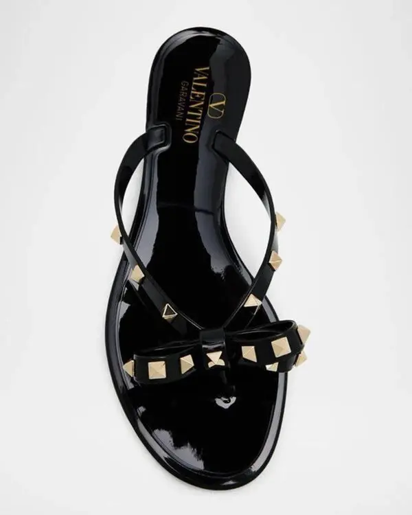 Valentino Garavani Rockstud Pvc Flat Thong Sandals - Nero