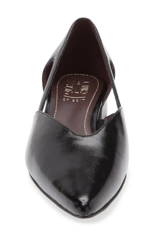 27 EDIT NATURALIZER Sydney Pointed Toe Flat - Black