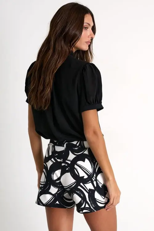 Shan Straight-cut Shorts - Multi Print