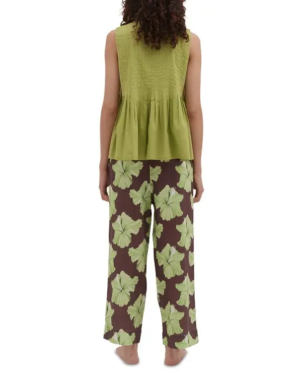 Desmond & Dempsey Cami & Pants Pajama Set
