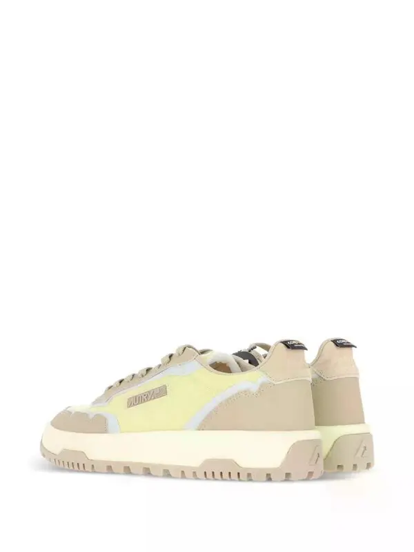 AUTRY Low Wildpace Pumps - Yellow