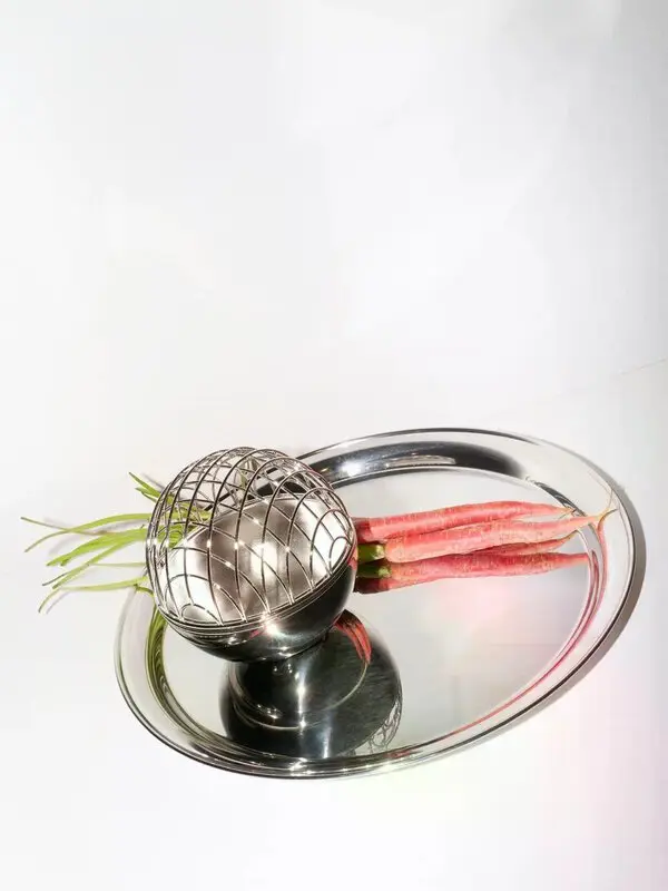 EDITIONS MILANO Magellano Spherical Vase