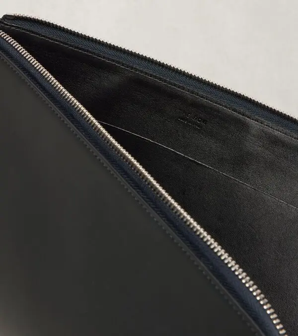 THE ROW Portfolio Leather Pouch - Black