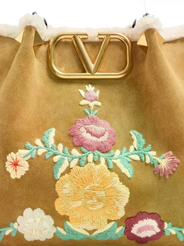 Valentino Garavani Vlogo Signature Floral-embroidered Tote Bag - Neutrals