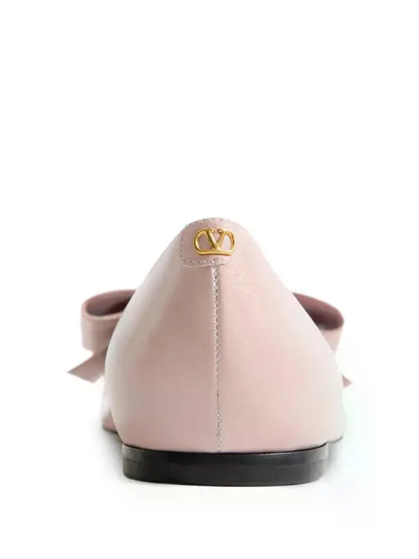 Valentino Garavani Kidskin Ballerina With Bow Detail - Pink