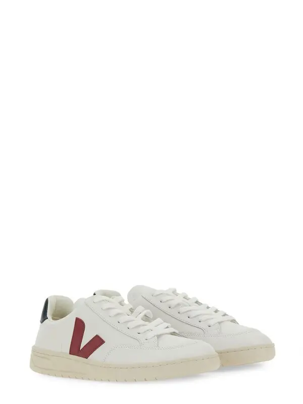 VEJA V-12 Sneaker