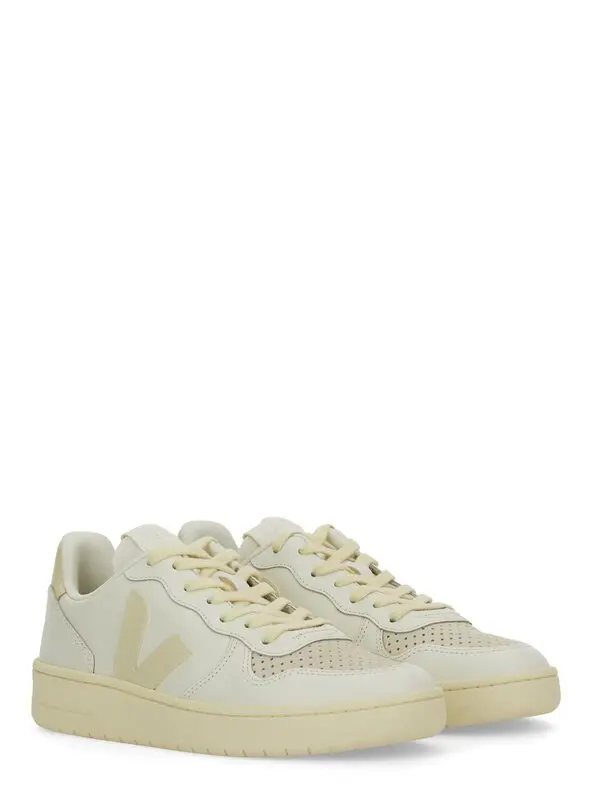 VEJA V-10 Sneakers - Nude