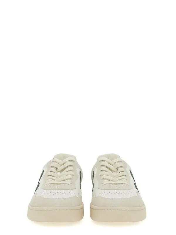 VEJA V-90 Sneakers - White