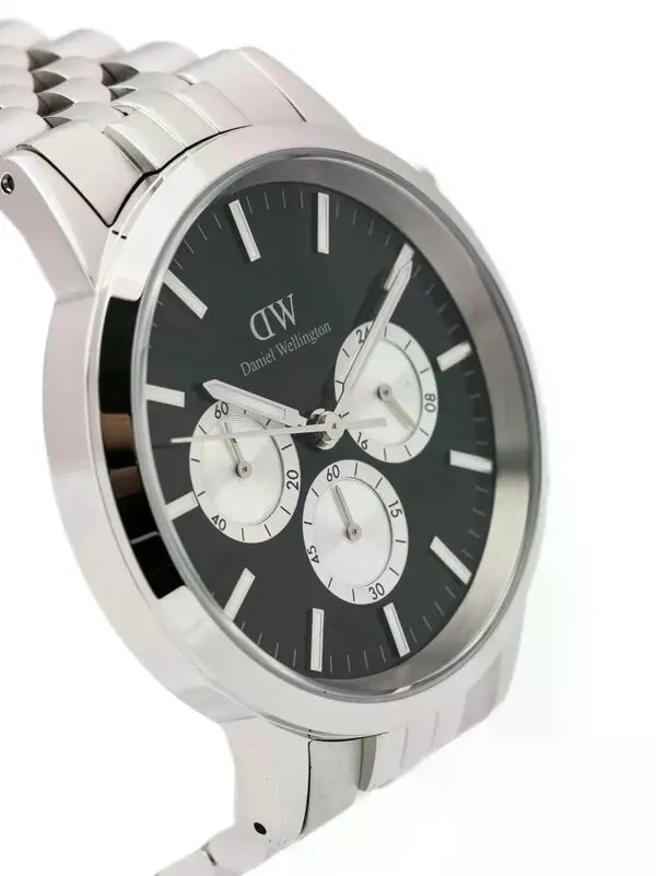 DANIEL WELLINGTON Iconic Chronograph Arch 5-link 42mm
