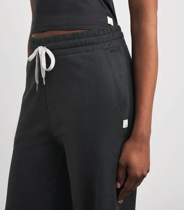 Vuori Dreamknit Halo Essentials Wide Leg Sweatpants - Black