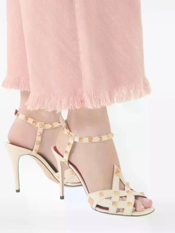 Valentino Garavani Studded Strappy Sandals - Neutrals