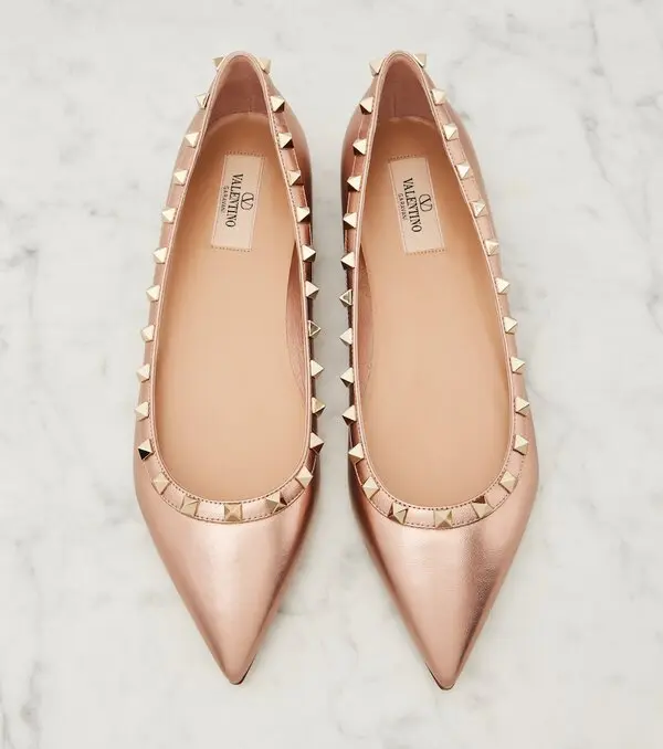 Valentino Garavani Rockstud Metallic Leather Ballet Flats - Pink