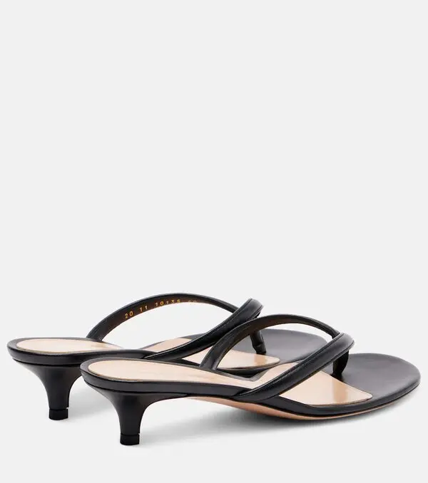 GIANVITO ROSSI Calypso 35 Leather Thong Sandals - Black