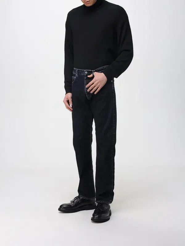 MAISON MARGIELA Straight Leg Jeans - Black