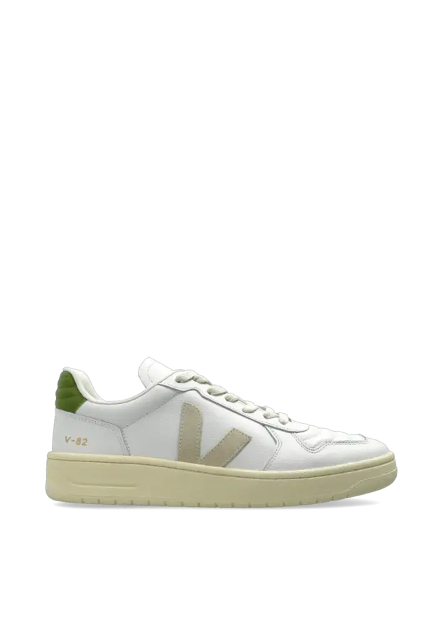 VEJA V-82 Ii Sports Shoes - White