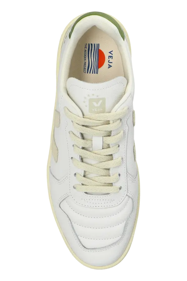 VEJA V-82 Ii Sports Shoes - White