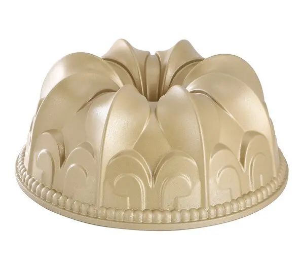 MARTHA STEWART Festive Holiday 9.3inx3.9in Alum Inum Cake Pan - One-color