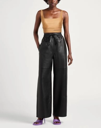 HINNOMINATE Sleeveless Scoop Neck Stretch Top