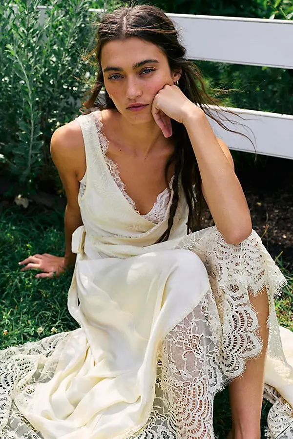 NIGEL PRESTON Soho Wrap Midi Dress - Ivory