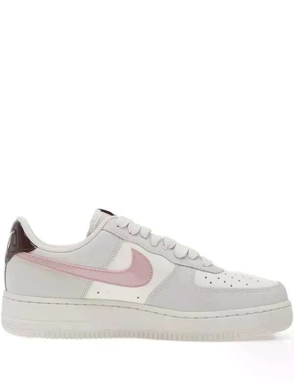 Nike Air Force 1 '07 Sneakers