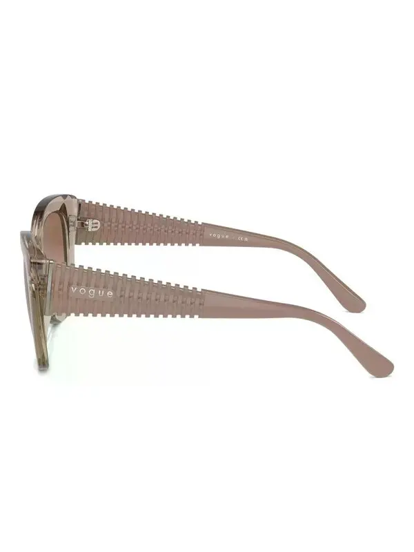VOGUE EYEWEAR Cat-eye Sunglasses