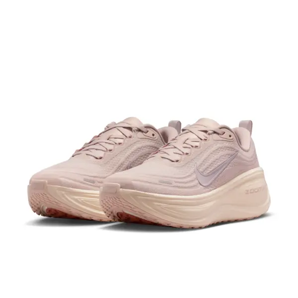 Nike Vomero Plus Road Running Shoes - Pink