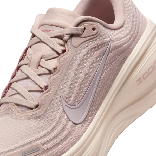 Nike Vomero Plus Road Running Shoes - Pink