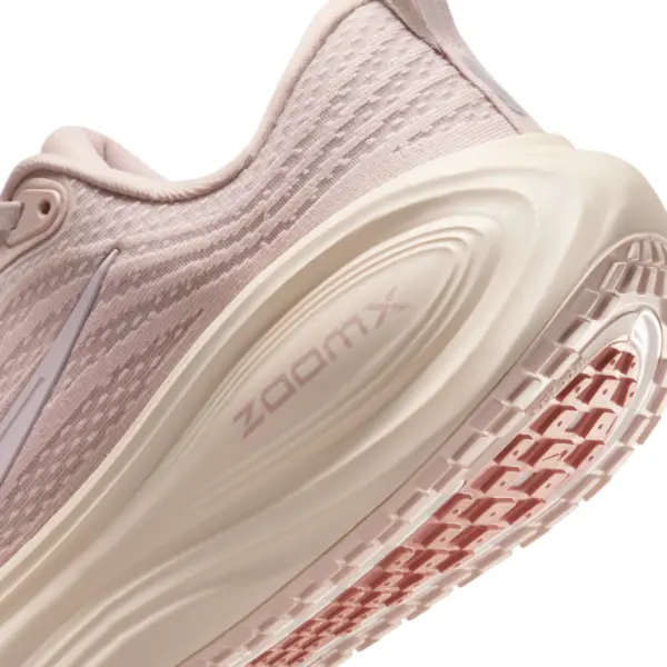 Nike Vomero Plus Road Running Shoes - Pink