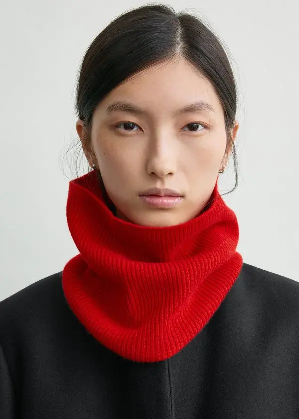 TOTEME Cashmere Neck Warmer
