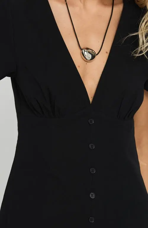 Princess Polly Loveliness V-neck Romper