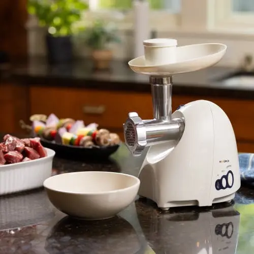 MAVERICK Deluxe 550 Watt Meat Grinder