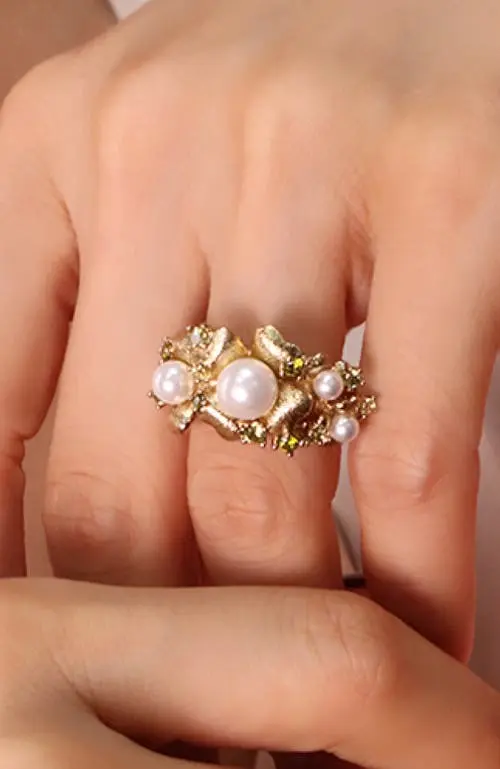 RETRO CHIC Garden Blossom Wide Ring