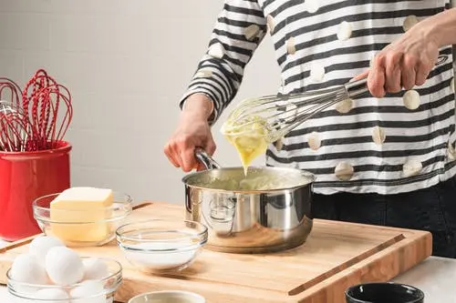 CUISIPRO 12 Inch Stainless Steel Balloon Whisk Ball Solid Handle