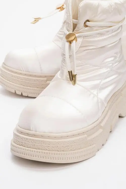 PROLOGUE SHOES Boots - White Faux Leather