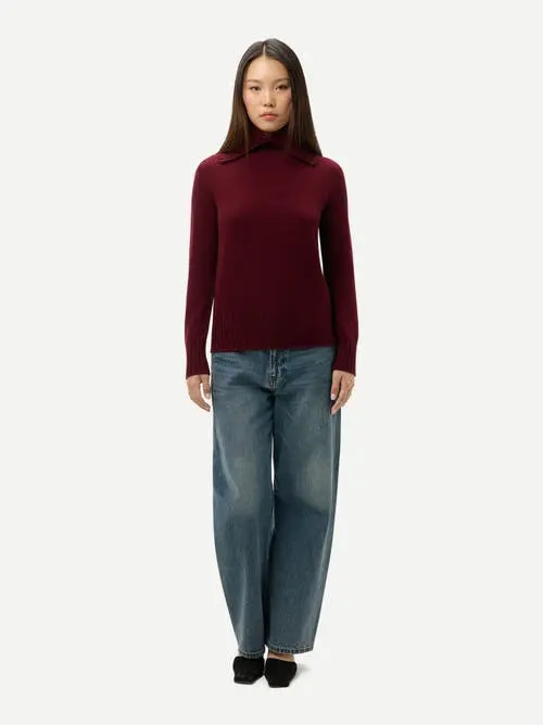 Gobi Cashmere Slit T-neck Cashmere Sweater - Zinfandel