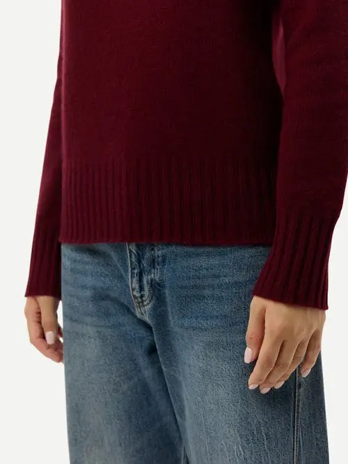 Gobi Cashmere Slit T-neck Cashmere Sweater - Zinfandel