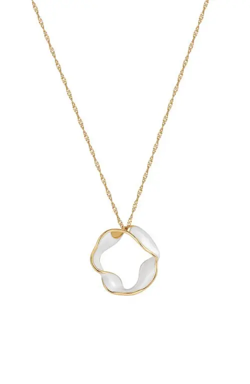 RC RETRO CHIC Breeze Pendant Necklace - Gold & White