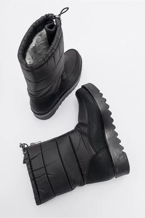 PROLOGUE SHOES Zip-up Mid-calf Snow Boots - Black Faux Leather