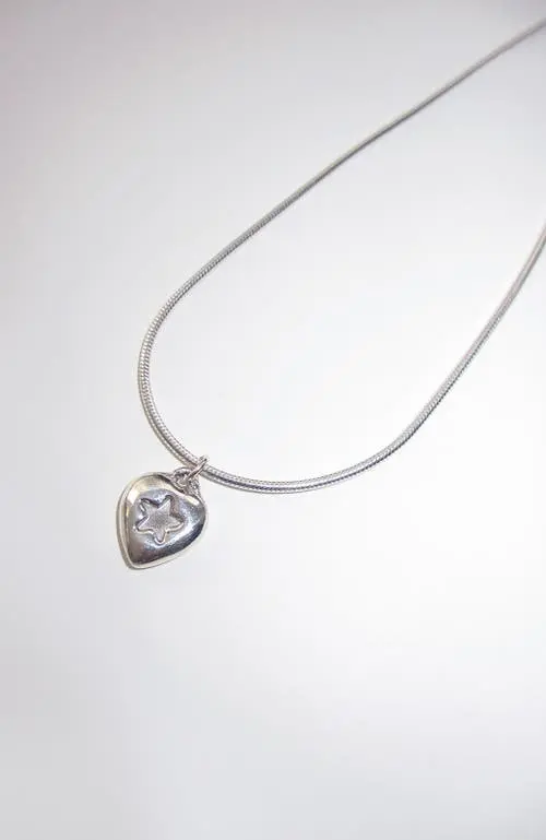 RIMOR JEWELRY Star Heart Snake Chain Necklace - Silver
