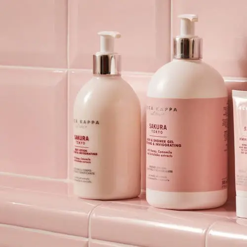 ACCA KAPPA Sakura Tokyo Bath & Shower Gel - White