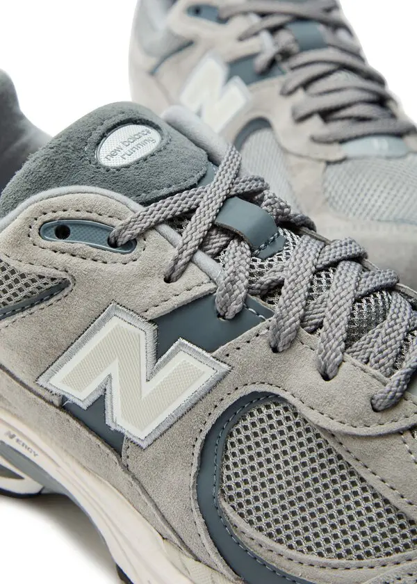 NEW BALANCE 2002r Panelled Sneakers - Grey