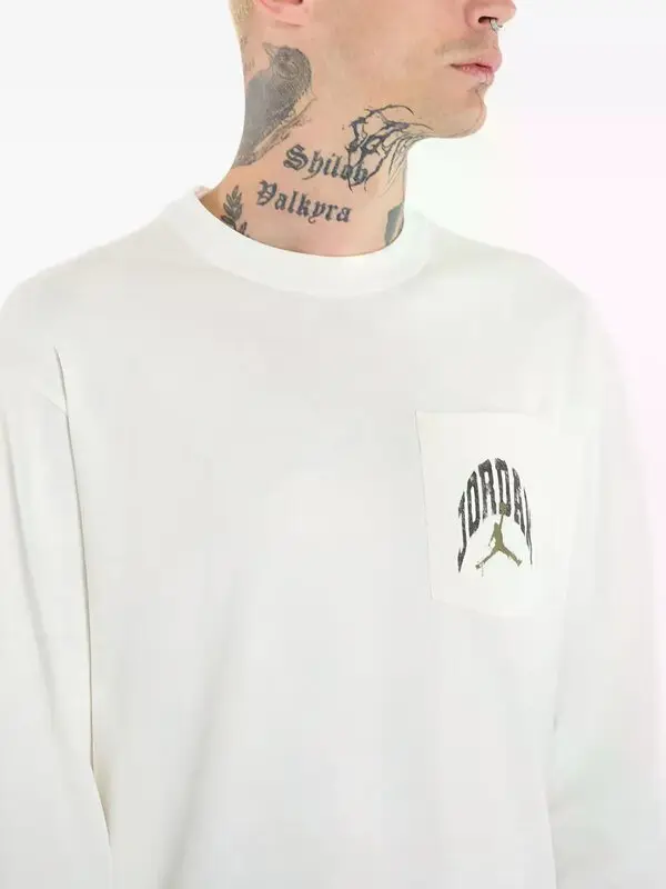 JORDAN Brooklyn Long-sleeve Crew-neck T-shirt - Neutrals