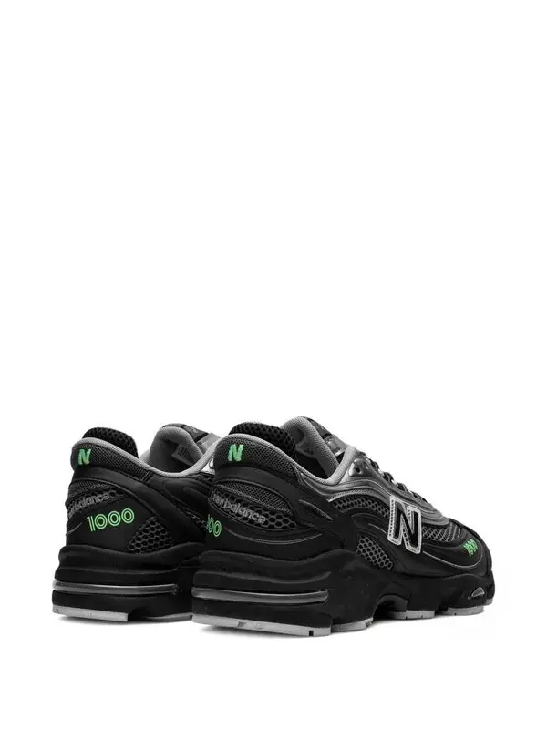 NEW BALANCE Logo Sneakers - Black